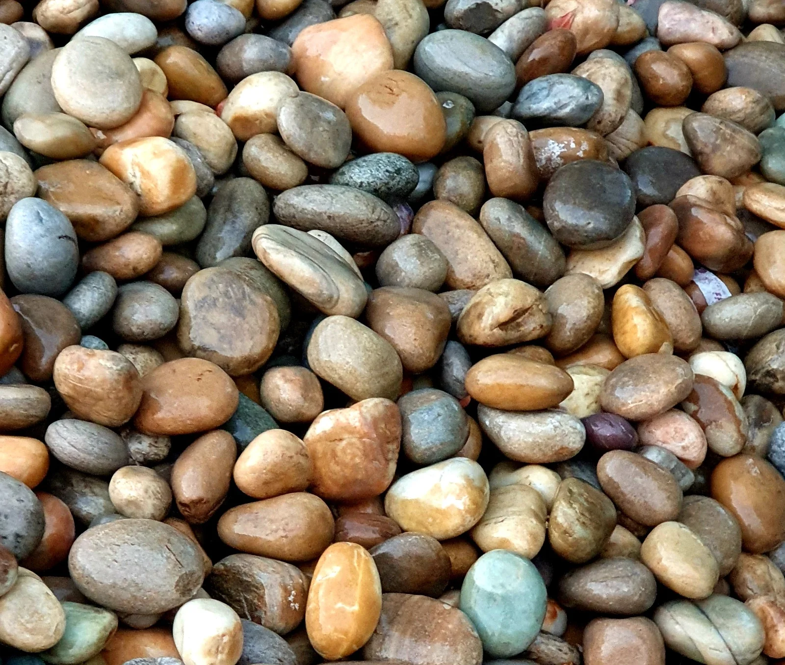 Natural Mix - River Pebbles – Souq Garden